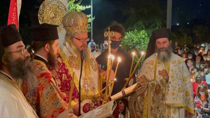 «Κεραυνοί» Ιερώνυμου για την μη έλευση του Αγίου Φωτός: Φέτος έγινε μία ...