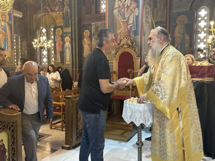 Γιόρτασε τα ονομαστήρια του ο Μητροπολίτης Ελασσώνος κ. Χαρίτων – Ευχές ...