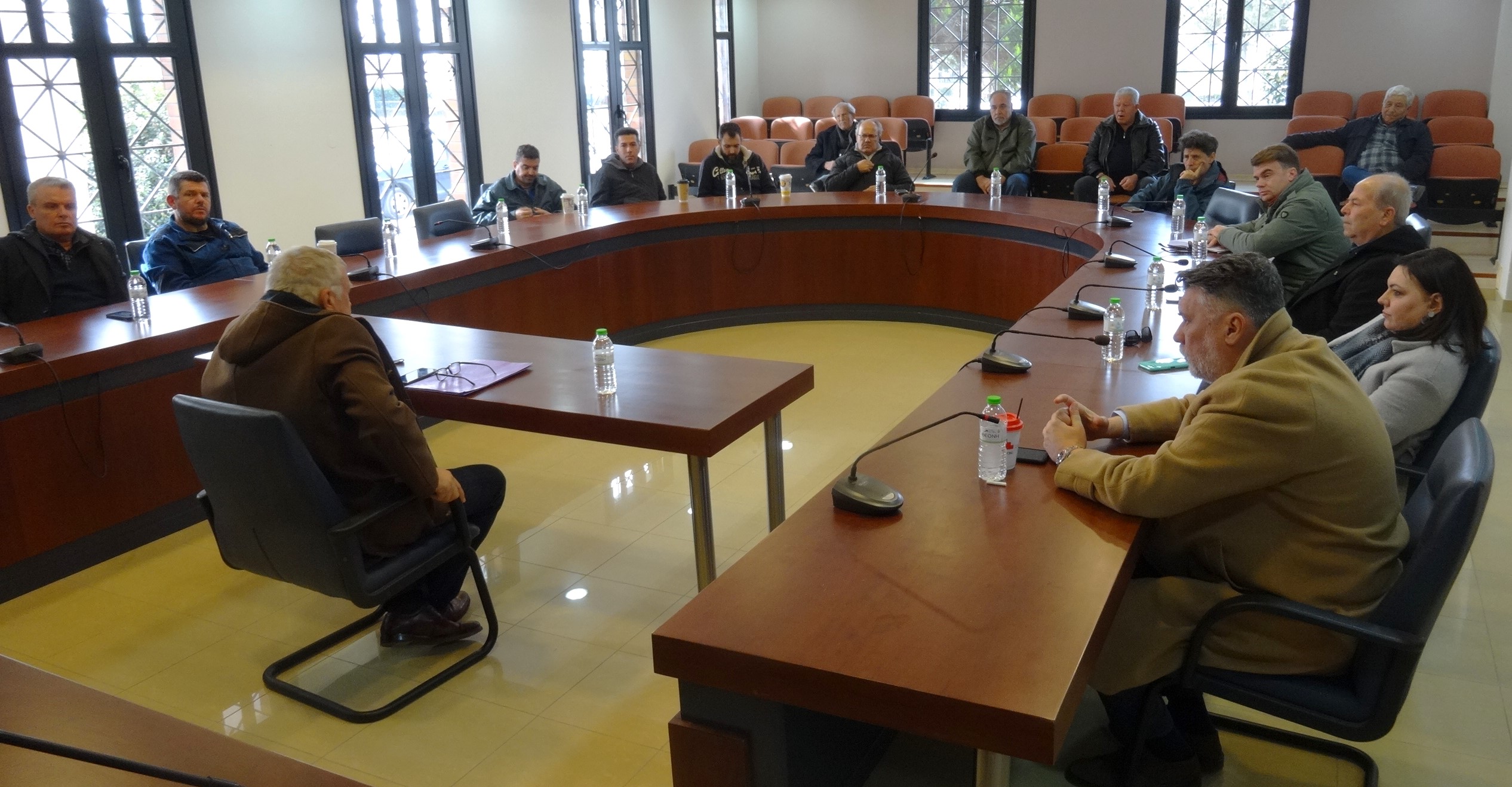 Ενημέρωση των κατοίκων των Αγ. Αναργύρων για το έργο της λιμνοδεξαμενής ...
